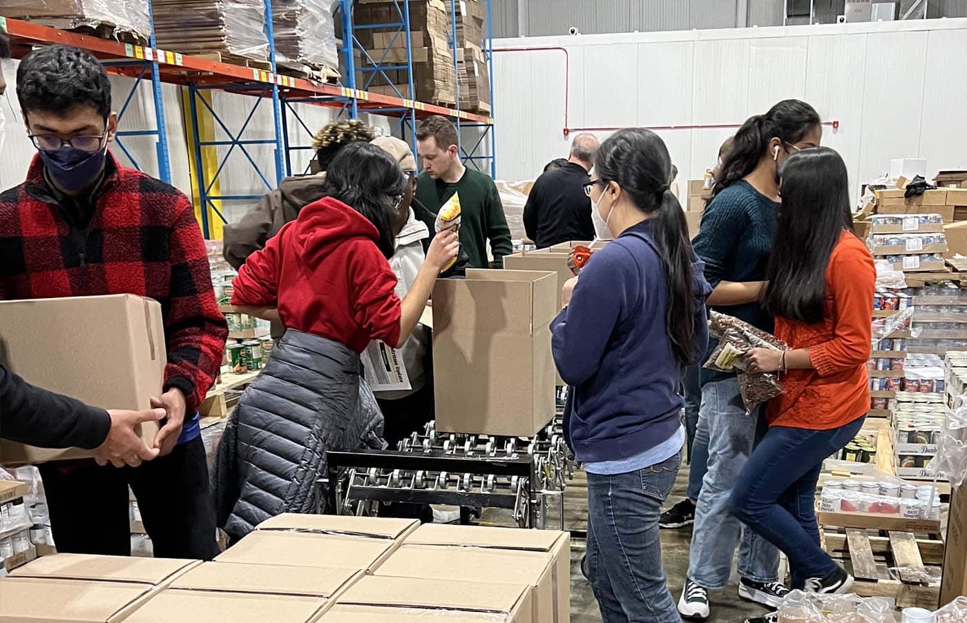 Volunteer Center | Gleaners Community Food Bank